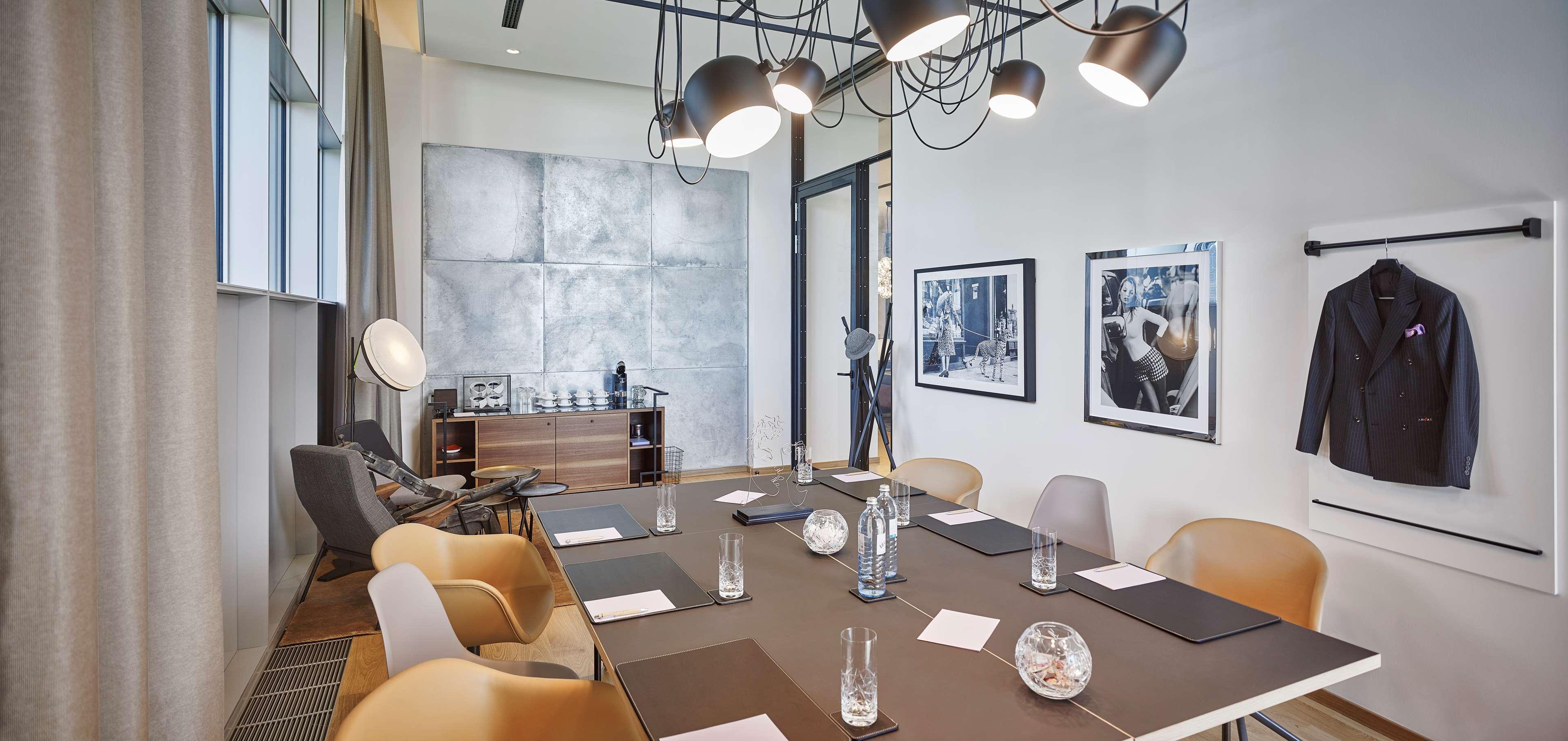 HOTEL ANDAZ VIENNA AM BELVEDERE, BY HYATT, VIENNA