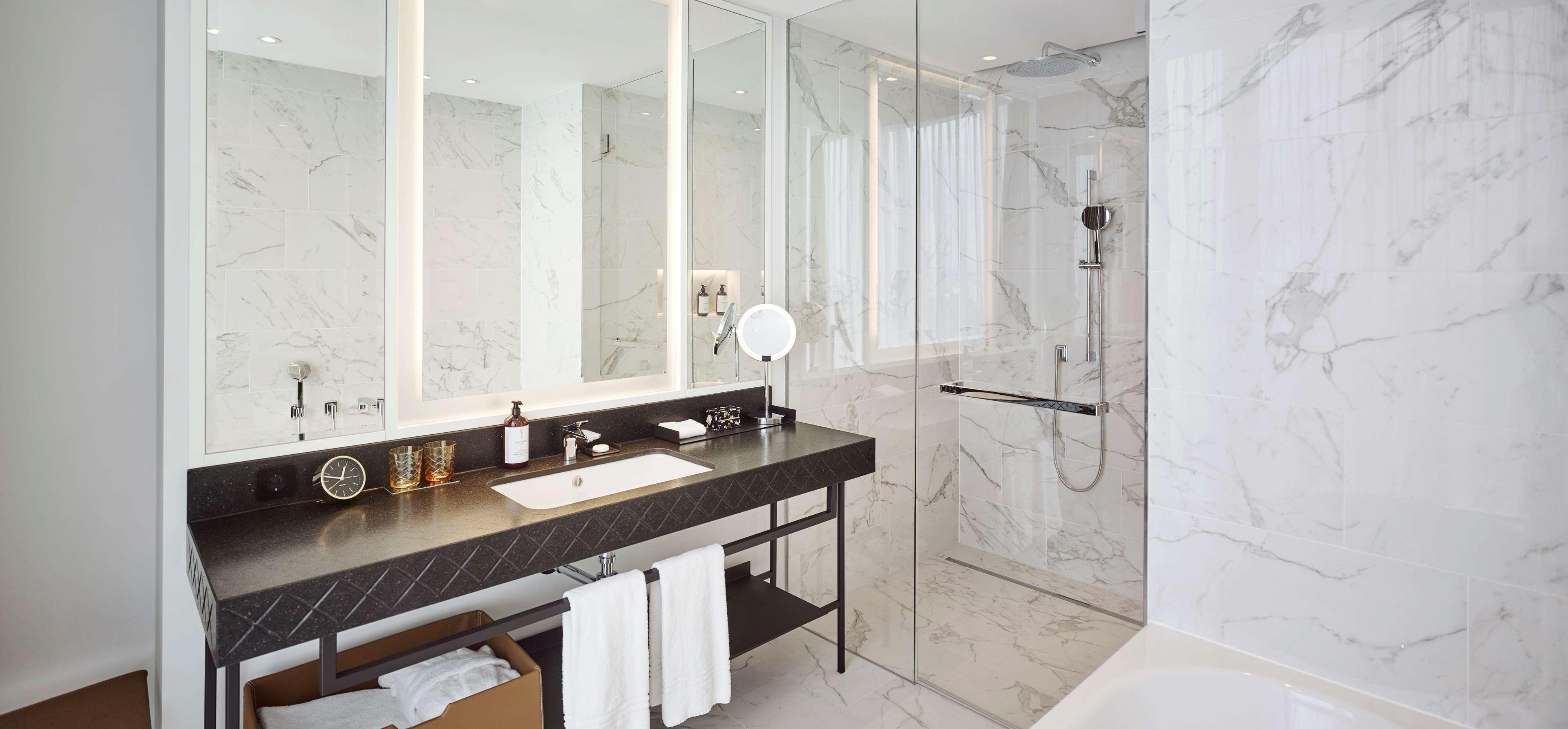 HOTEL ANDAZ VIENNA AM BELVEDERE, BY HYATT, VIENNA